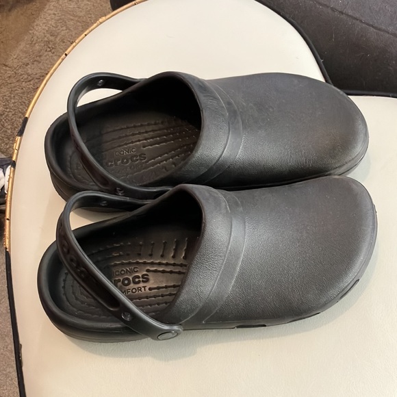 CROCS | Shoes | Crocs At Work Professional Vented Clogs Nursing ...